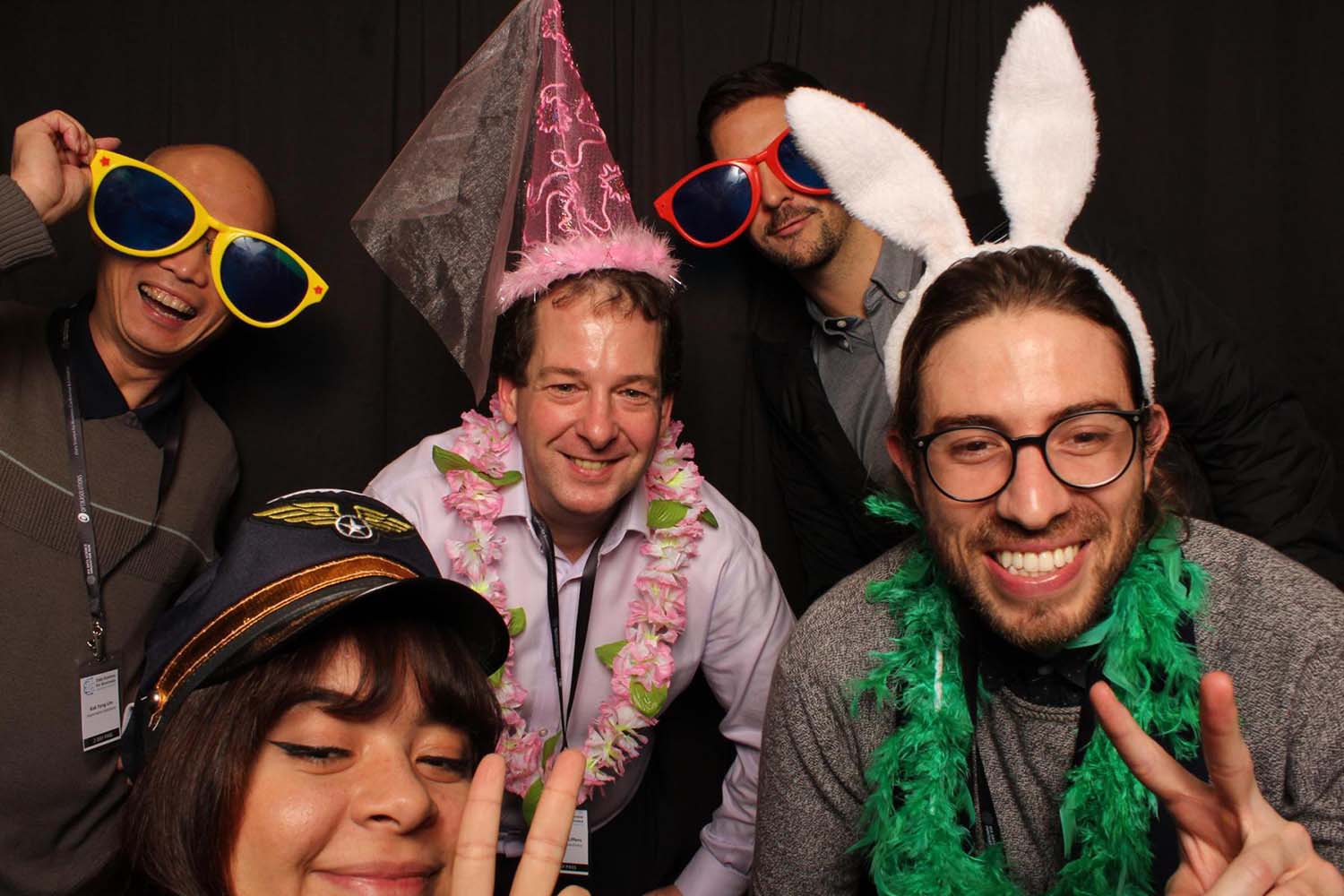 illuminance on stage at data science conference - illuminance Solutions